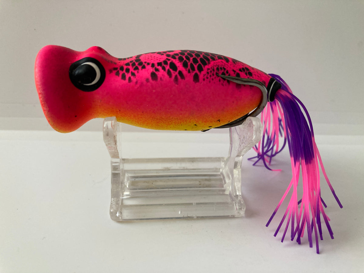 70mm / 14g Hand Made / Hand Painted Surface Skirted Pop Frog – Whacked ...